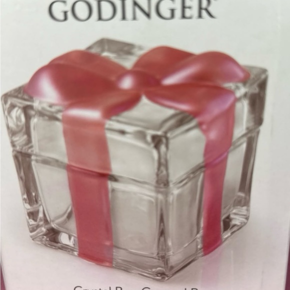Godinger | Storage & Organization | Pink Bow Crystal Trinket Box | Poshmark